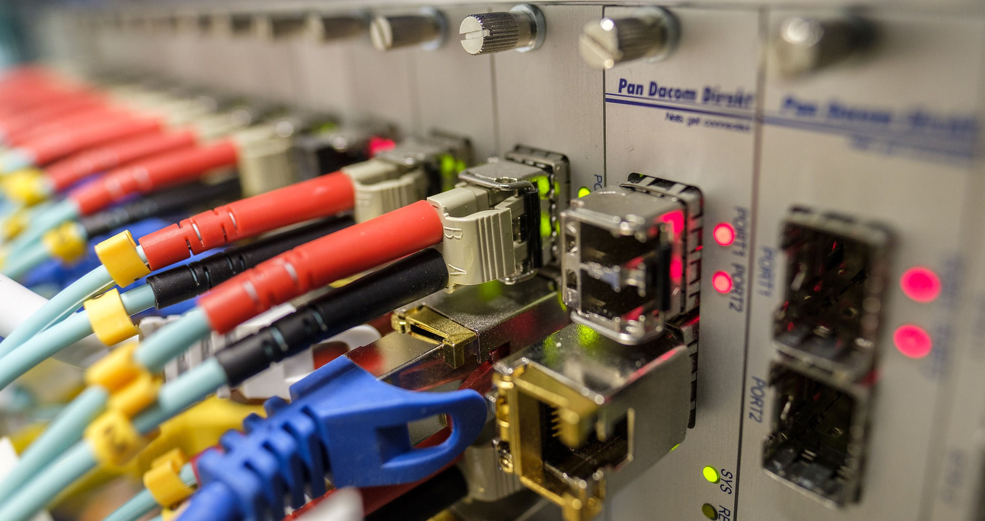 Kabels ⋆ Elektronicagroothandel Alfa Parts - Vael Sint-Niklaas